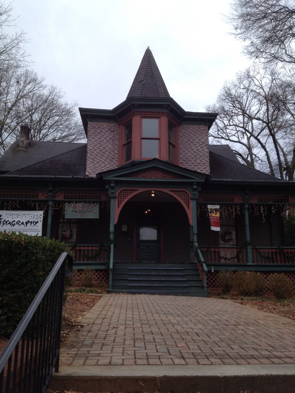 Historic Herndon Home Mansion Museum | Peachy Keen Tourism